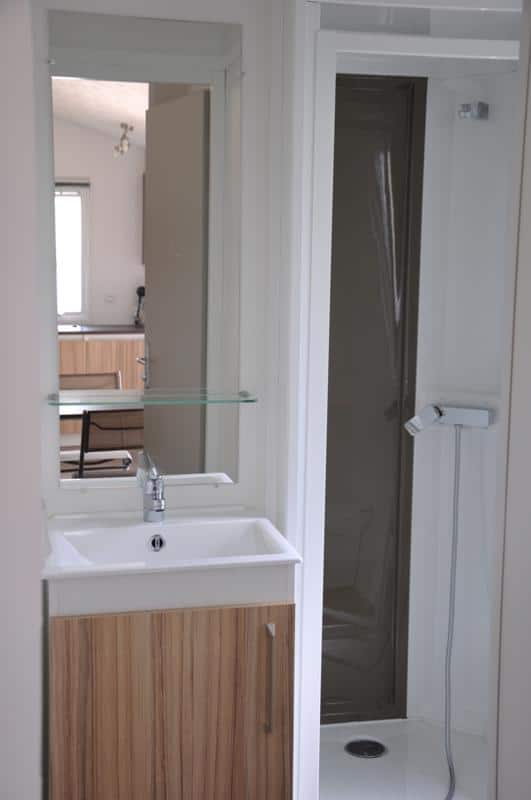 Location d'un Mobilhome Grand Confort 30m² / 2 chambres avec terrasse ...